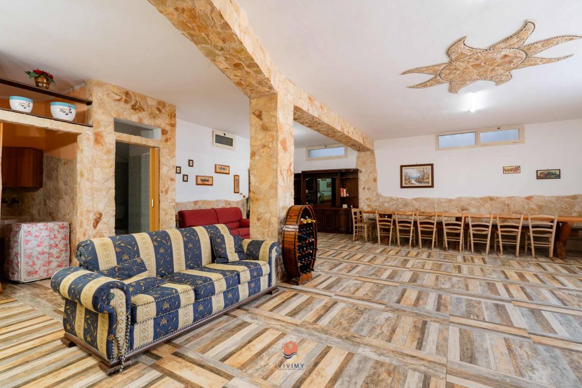 Villa ∙ 4 Habitaciones ∙ 10 Huéspedes - Taviano