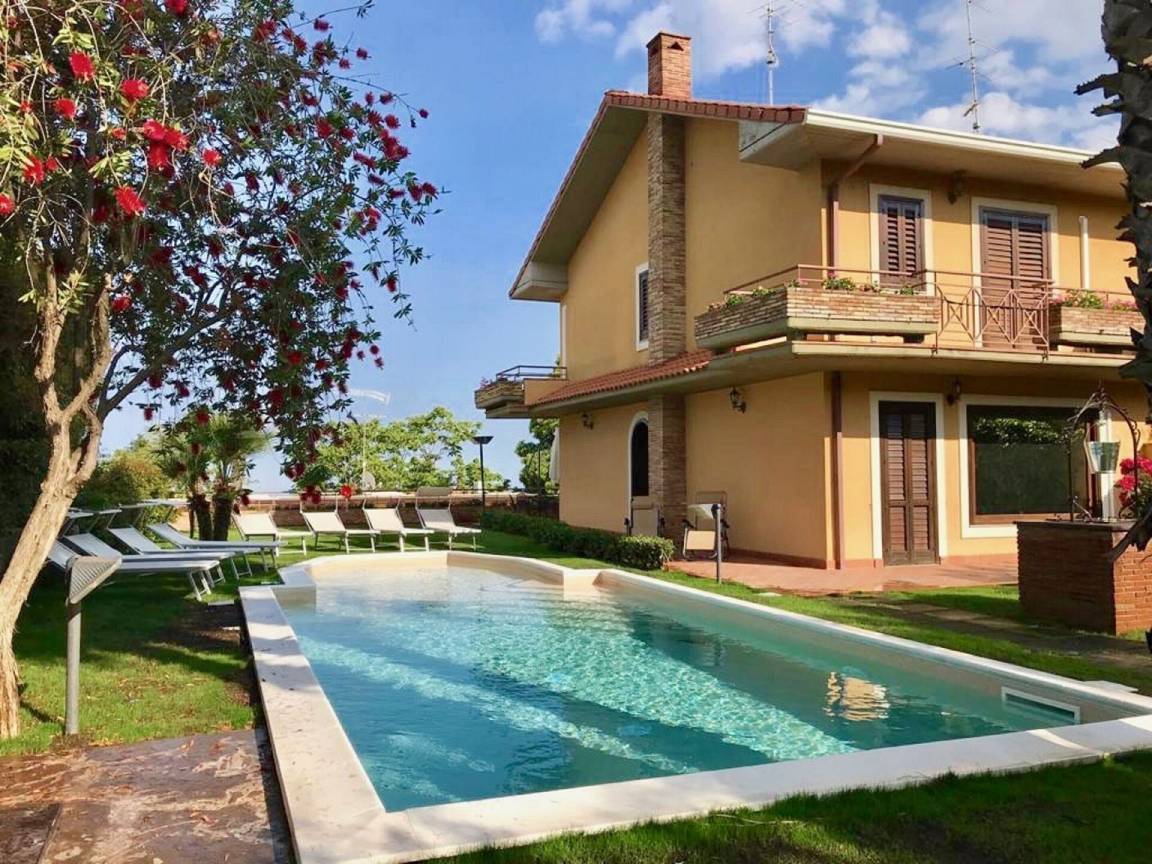 250 M² Villa ∙ 5 Camere Da Letto ∙ 13 Ospiti - Trecastagni