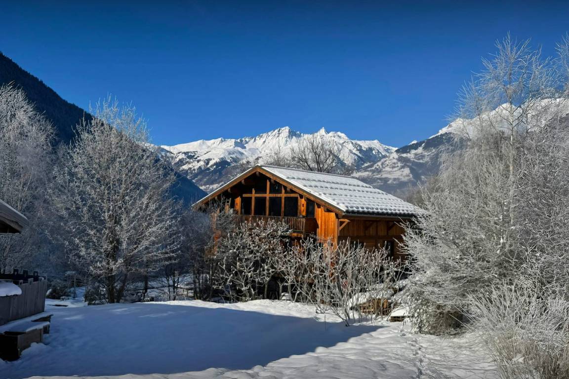 300 M² Chalet ∙ 5 Bedrooms ∙ 13 Guests - Arc 1800