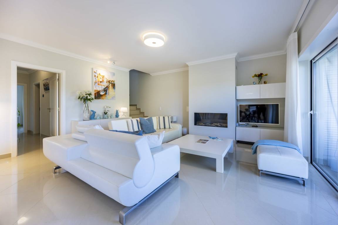 165 M² Villa ∙ 3 Chambres ∙ 6 Personnes - Lagos
