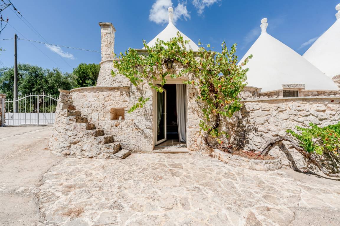 100 M² Villa ∙ 3 Bedrooms ∙ 7 Guests - Ostuni