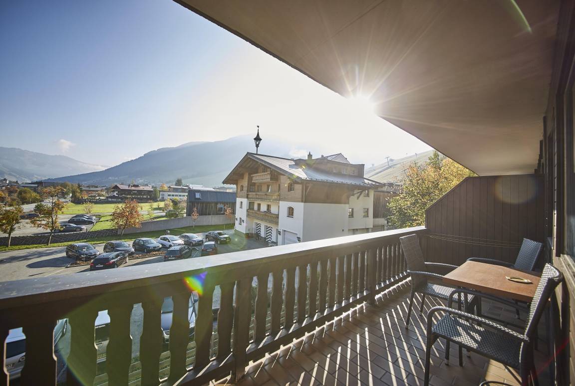 40 M² Ferienwohnung ∙ 1 Schlafzimmer ∙ 4 Gäste - Saalbach