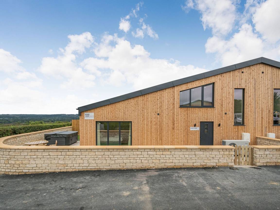 Cottage ∙ 3 Bedrooms ∙ 6 Guests - Bourton-on-the-Water