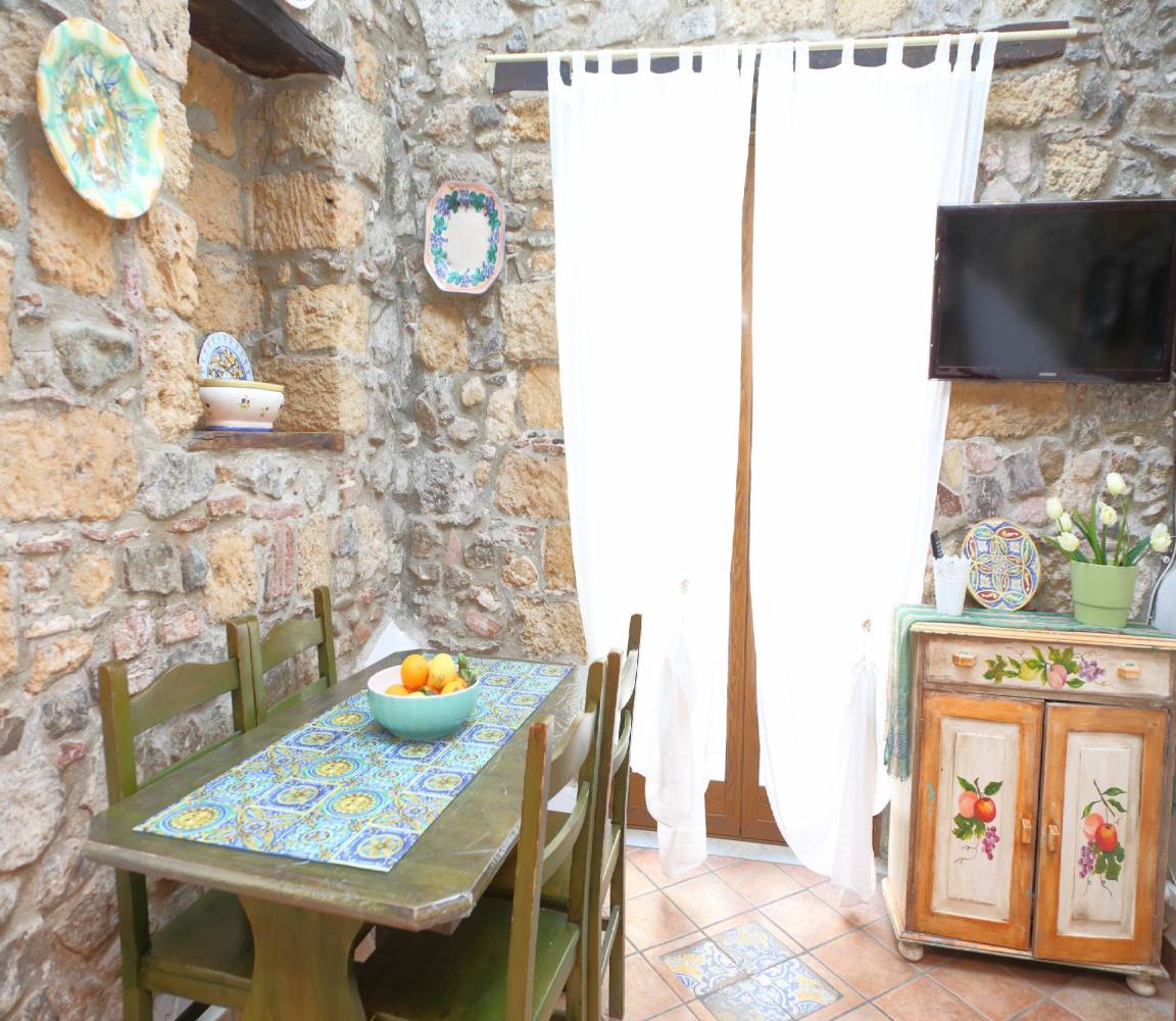 30 M² Apartamento ∙ 2 Hóspedes - Cefalù