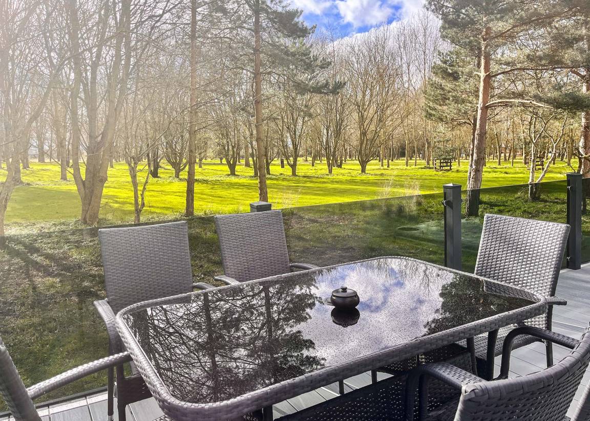 Chalet ∙ 2 Bedrooms ∙ 4 Guests - Gloucestershire