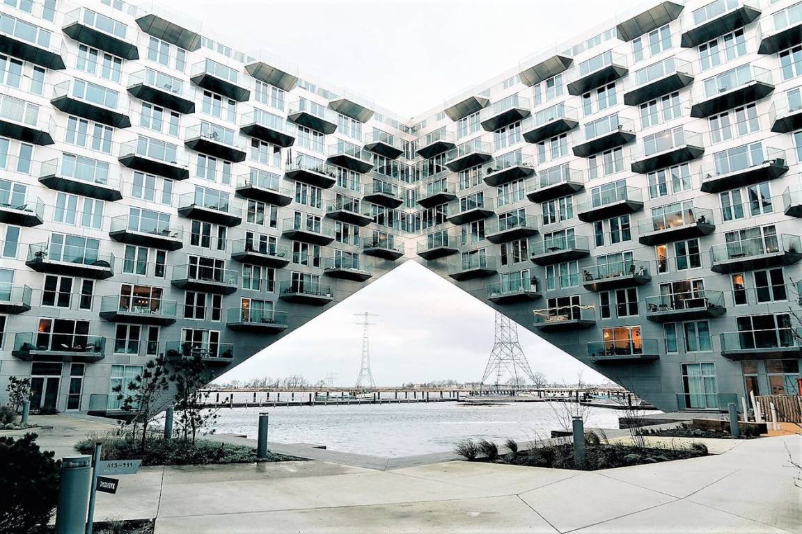 100 M² Apartment ∙ 2 Bedrooms ∙ 4 Guests - Diemen