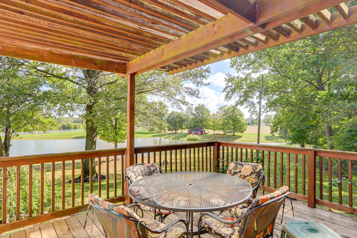 185 M² House ∙ 3 Bedrooms ∙ 8 Guests - Greenwich, OH