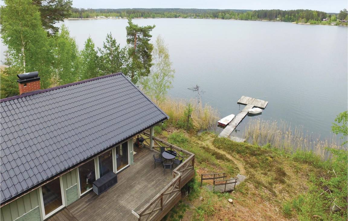 60 M² House ∙ 2 Bedrooms ∙ 4 Guests - Karlstad