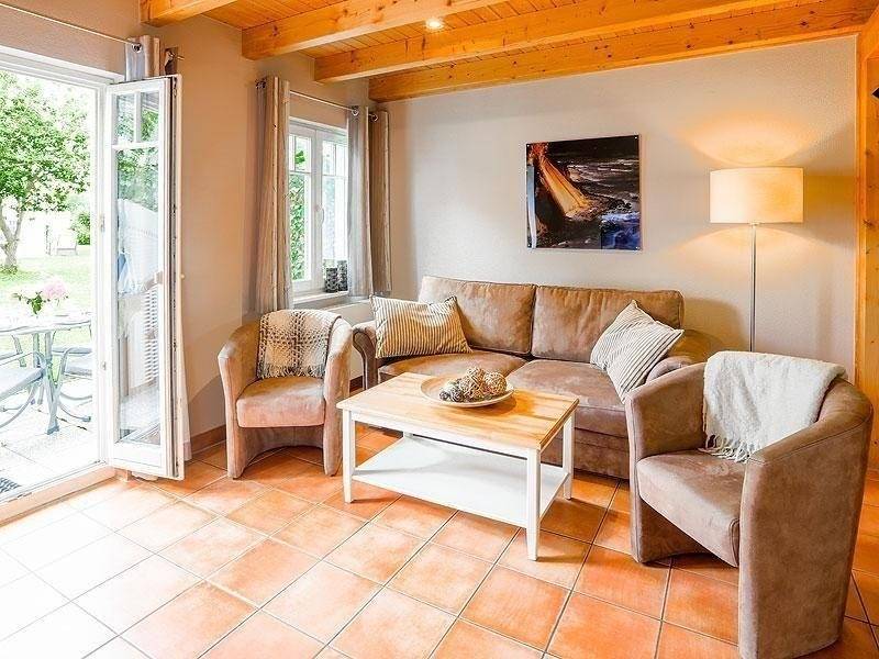 72 M² House ∙ 2 Bedrooms ∙ 6 Guests - Nienhagen