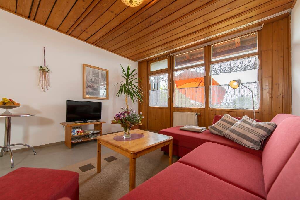 56 M² Ferienwohnung ∙ 1 Schlafzimmer ∙ 5 Gäste - Moosbach