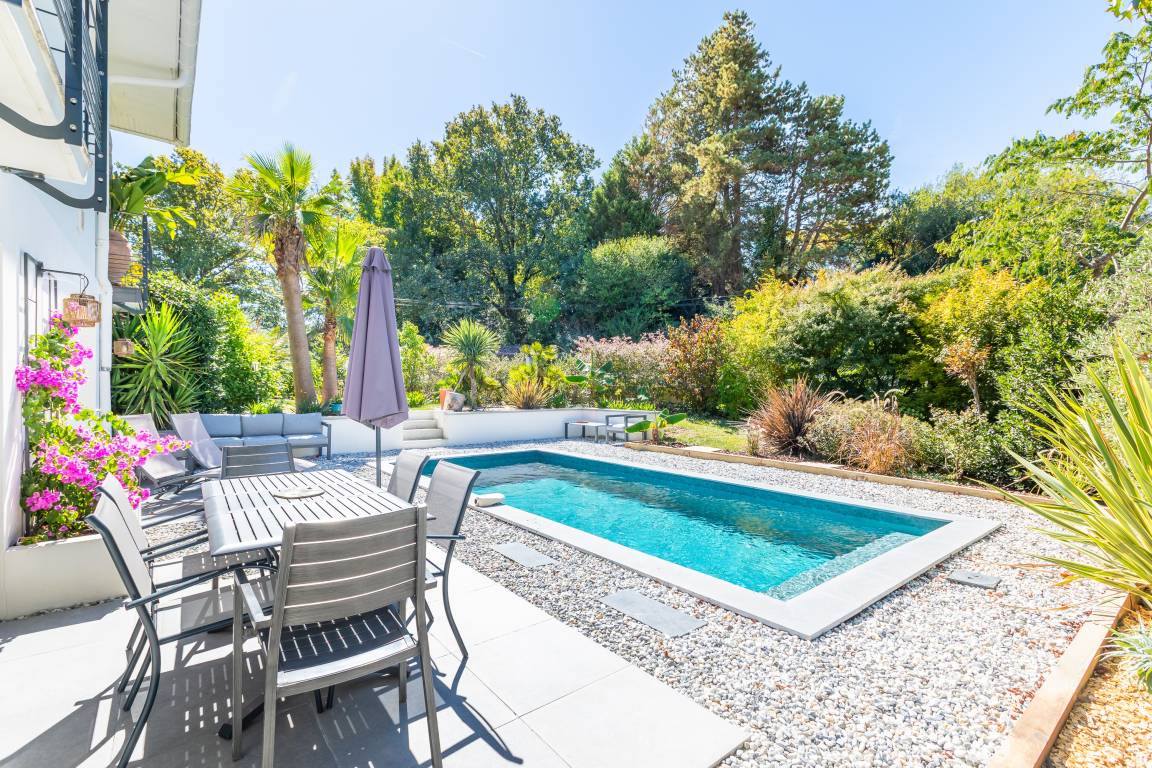 100 M² Villa ∙ 2 Chambres ∙ 4 Personnes - Espelette