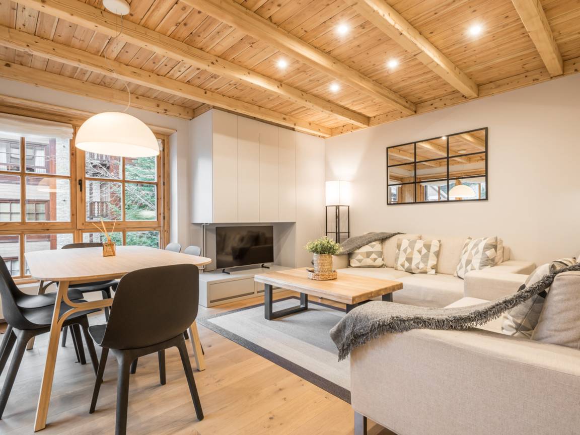 78 M² Apartment ∙ 2 Bedrooms ∙ 6 Guests - Baqueira