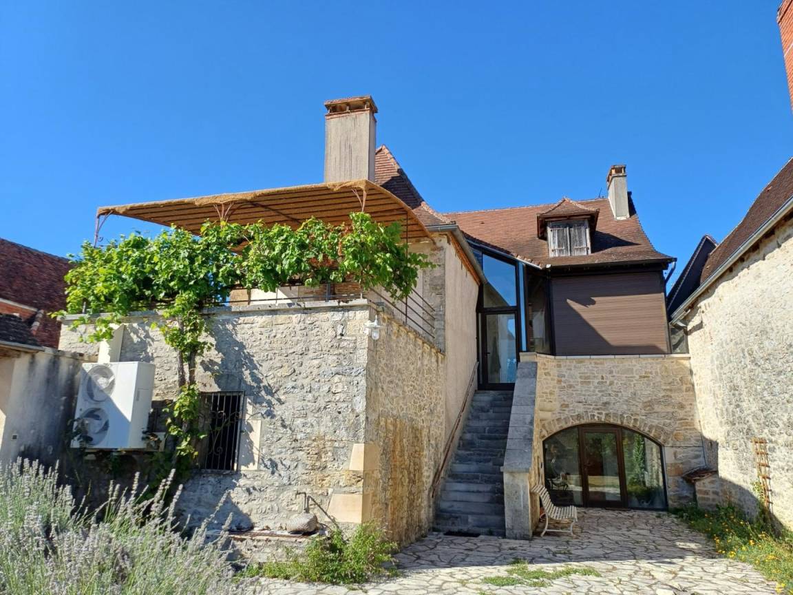 108 M² Gîte ∙ 2 Bedrooms ∙ 4 Guests - Martel