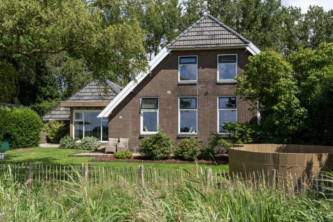 150 M² Huis ∙ 5 Slaapkamers ∙ 10 Gasten - Zwolle