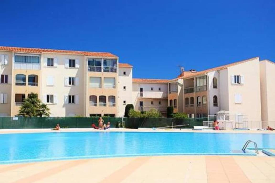 27 M² Appartement ∙ 1 Chambre ∙ 4 Personnes - Fréjus