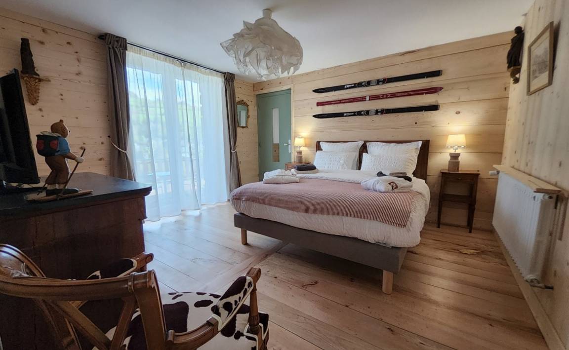 15 M² Chambre D'hôtes ∙ 1 Chambre ∙ 3 Personnes - Puy de Sancy