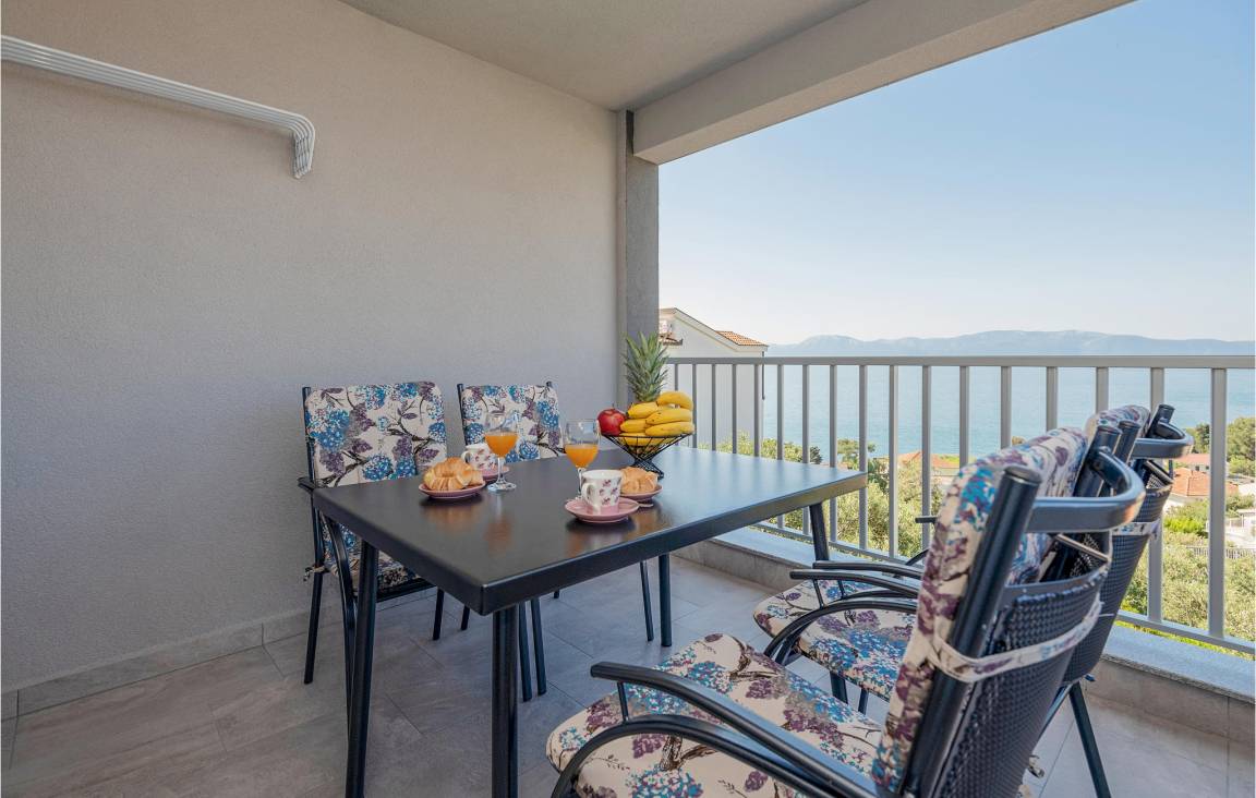 60 M² Apartment ∙ 2 Bedrooms ∙ 6 Guests - Drvenik