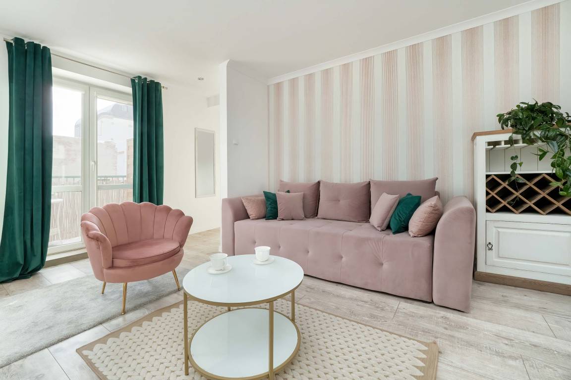 71 M² Ferienwohnung ∙ 2 Schlafzimmer ∙ 6 Gäste - Łódź