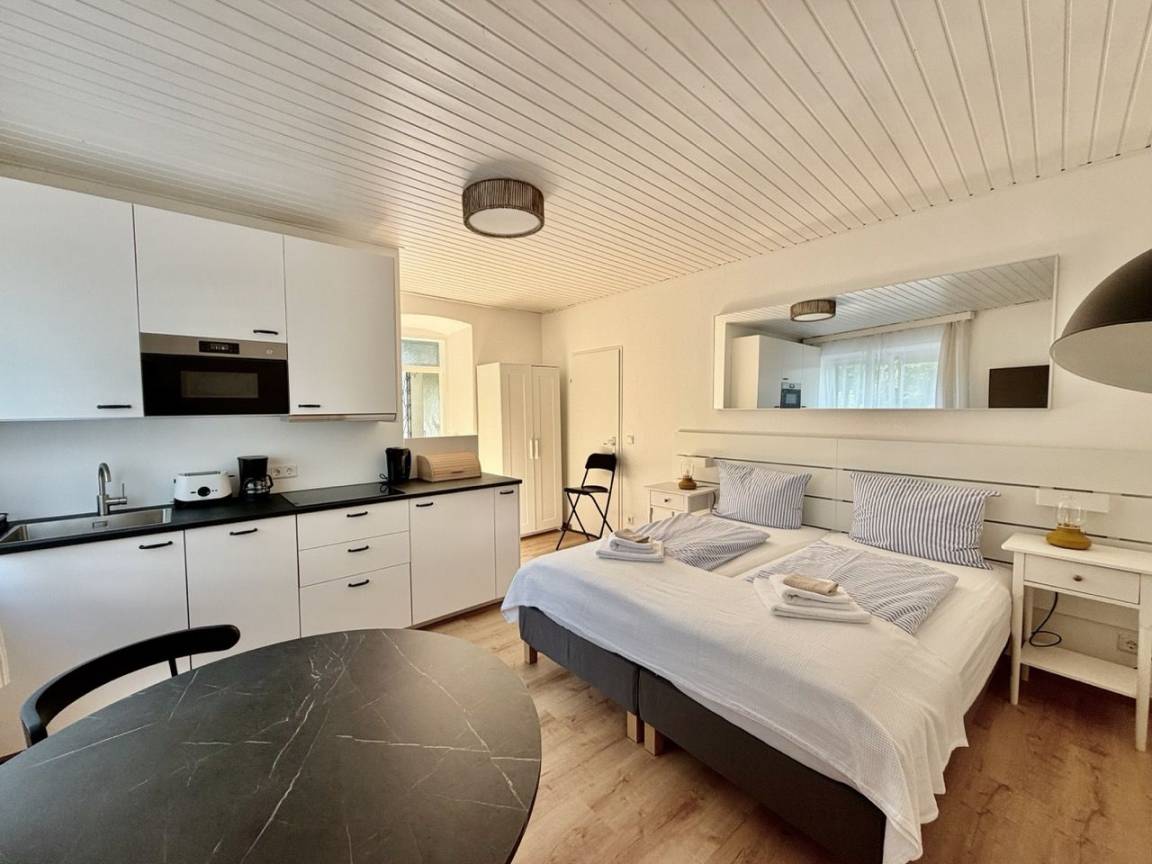 Ferienwohnung ∙ 1 Schlafzimmer ∙ 2 Gäste - Reichenau an der Rax
