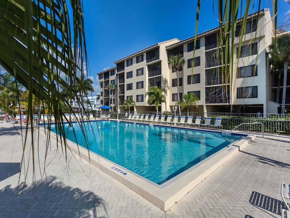 100 M² Ferienwohnung ∙ 2 Schlafzimmer ∙ 4 Gäste - Fort Myers Beach, FL