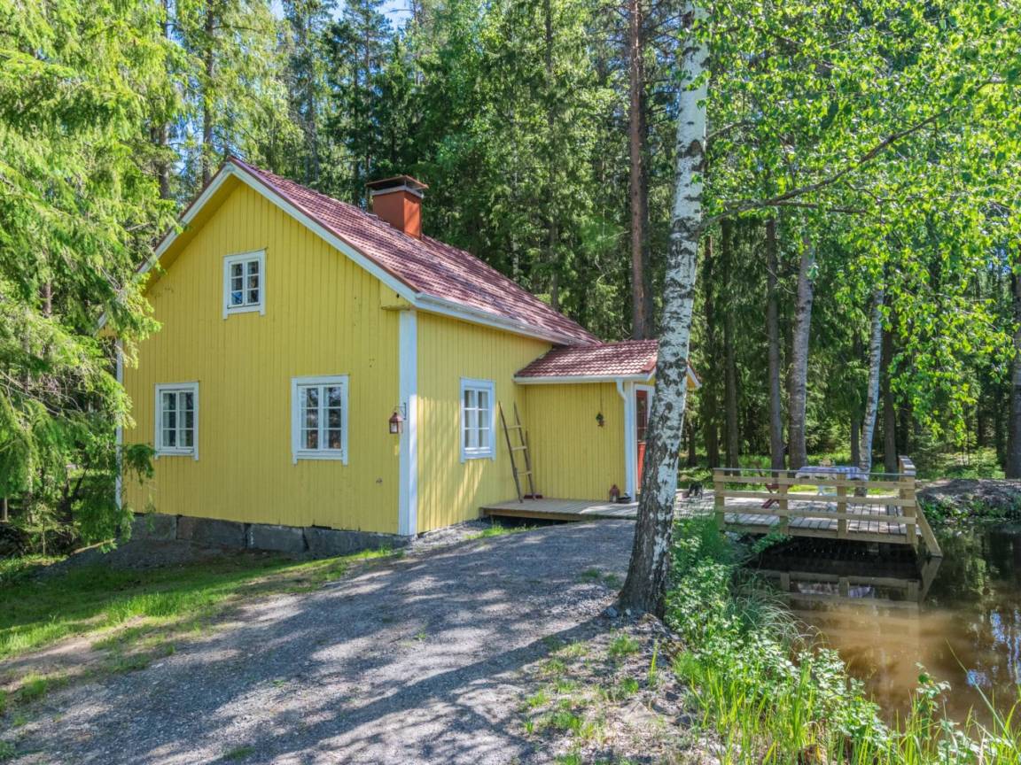 65 M² Talo ∙ 1 Makuuhuone ∙ 5 Vierasta - Alastaro