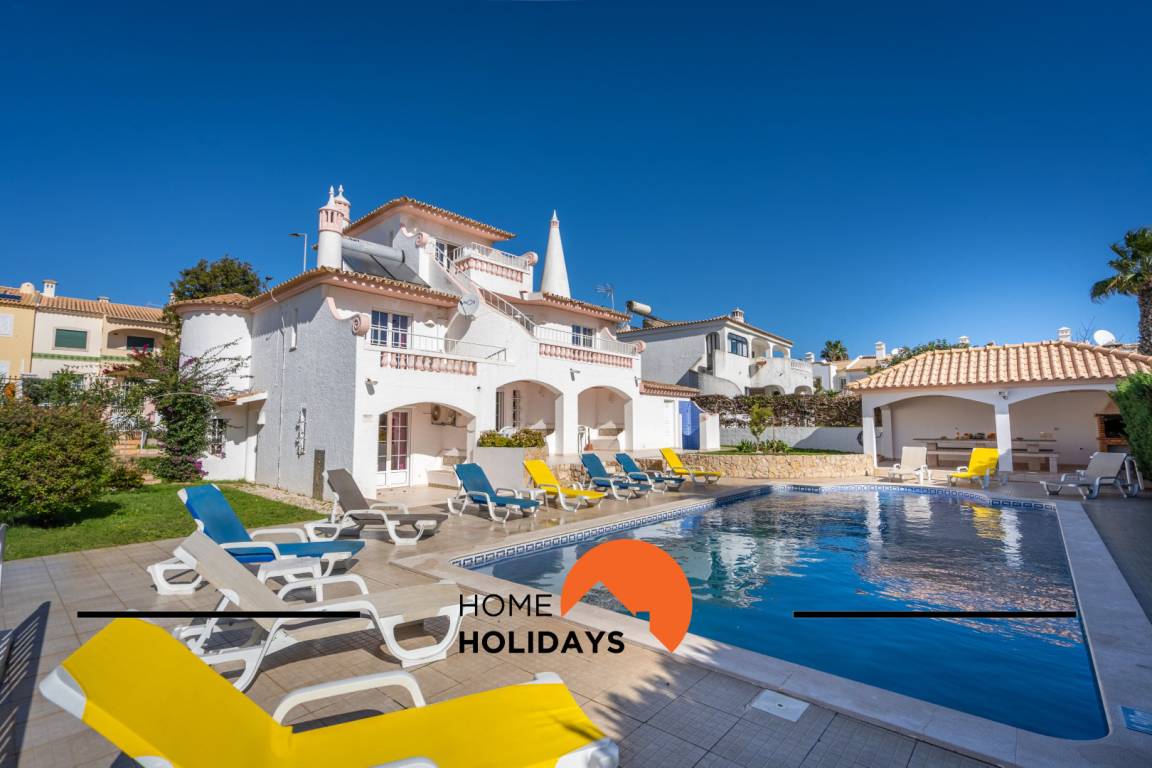 232 M² Villa ∙ 8 Bedrooms ∙ 16 Guests - Albufeira