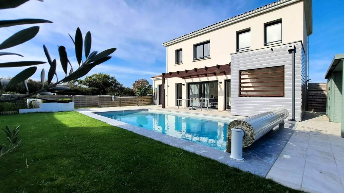 104 M² Huis ∙ 4 Slaapkamers ∙ 8 Gasten - La Tremblade