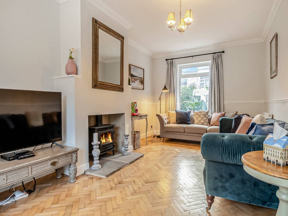 Cottage ∙ 4 Bedrooms ∙ 9 Guests - 