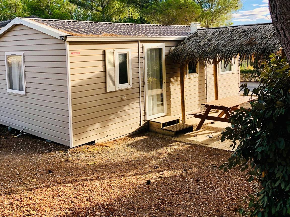 33 M² Asuntovaunu ∙ 3 Makuuhuonetta ∙ 6 Vierasta - Narbonne