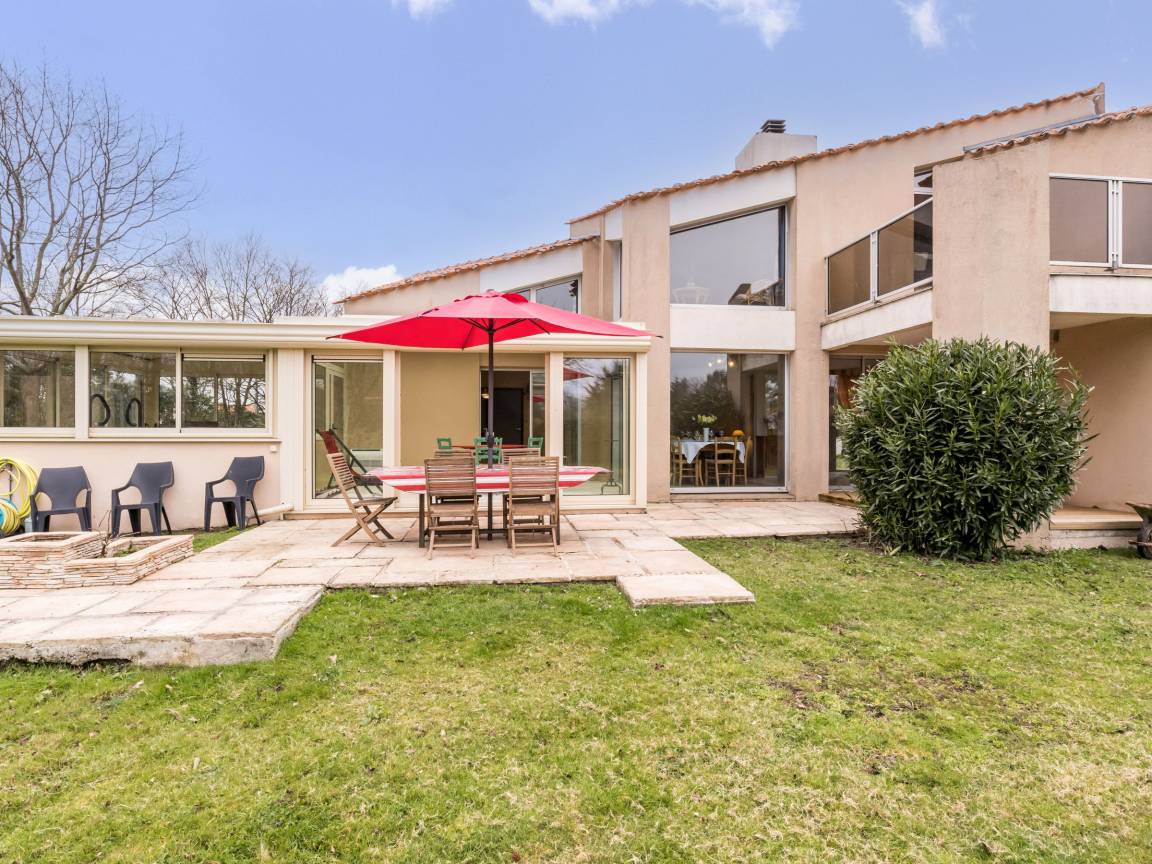 150 M² Cottage ∙ 3 Chambres ∙ 8 Personnes - Pornic
