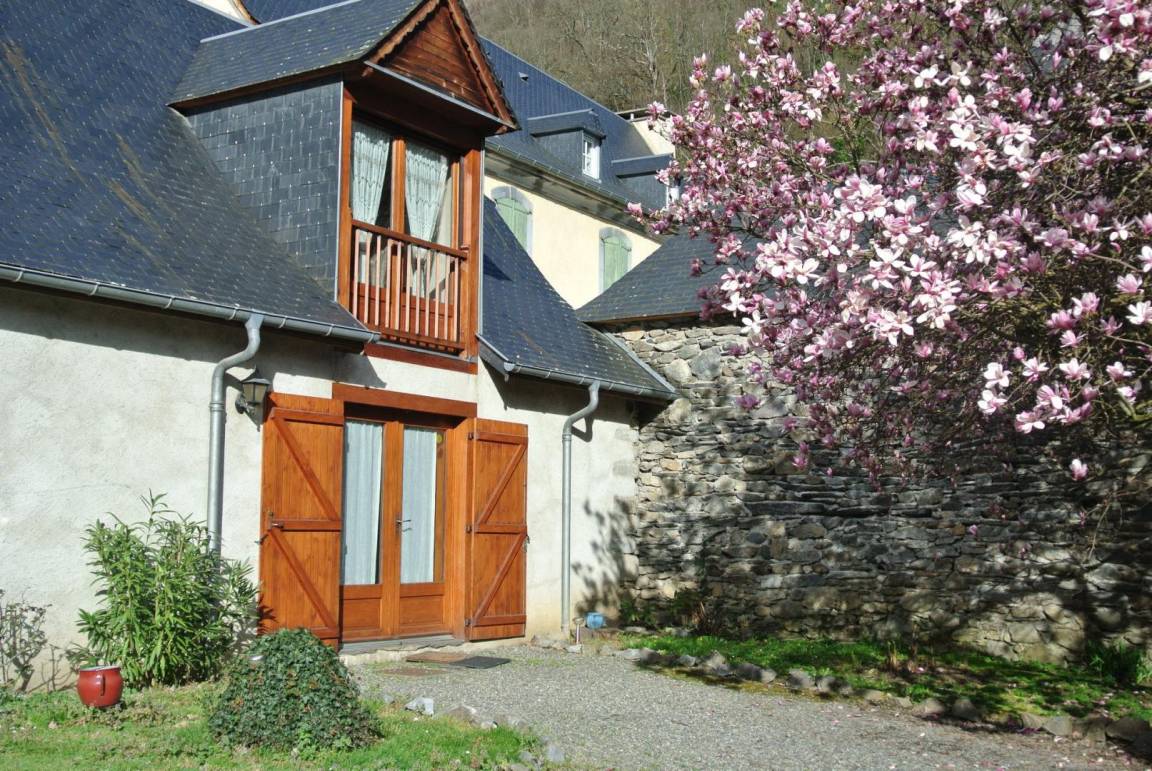72 M² Gîte ∙ 2 Chambres ∙ 4 Personnes - Hautes-Pyrénées