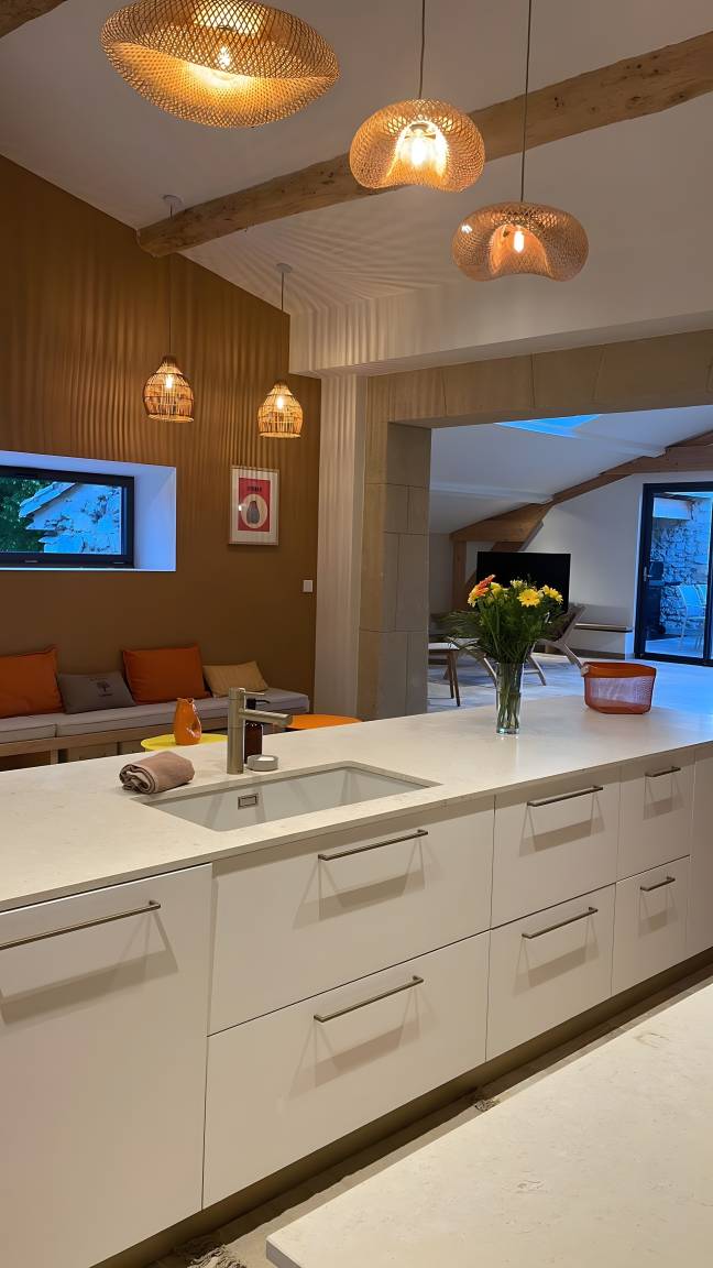 200 M² House ∙ 5 Bedrooms ∙ 10 Guests - Crest
