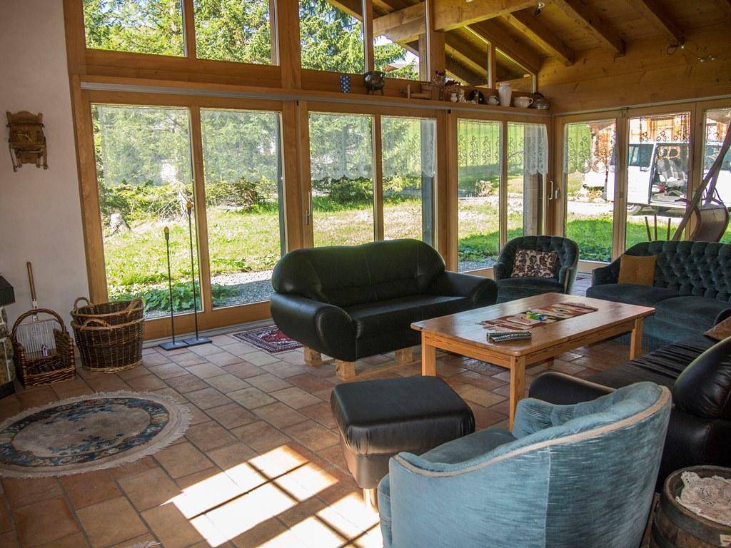 170 M² Ferienwohnung ∙ 4 Schlafzimmer ∙ 10 Gäste - Frutigen