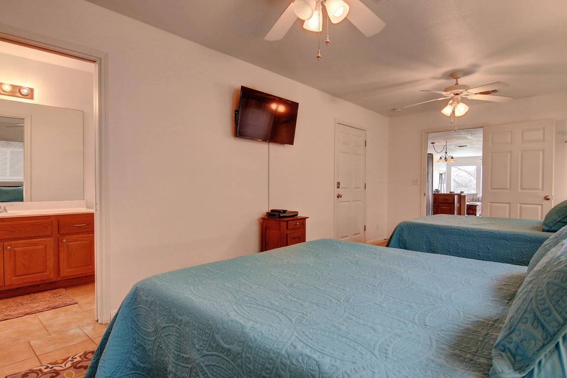 88 M² Apartment ∙ 1 Bedroom ∙ 4 Guests - New Braunfels, TX