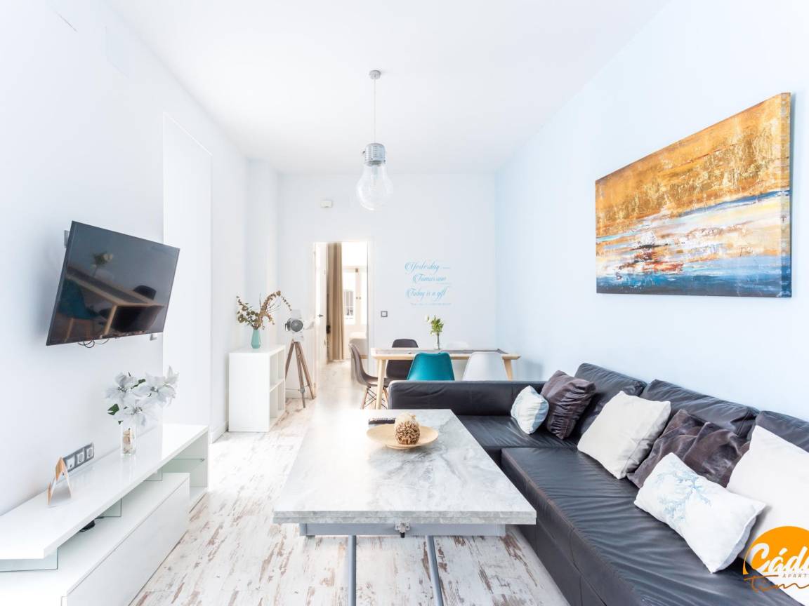 82 M² Apartamento ∙ 3 Habitaciones ∙ 5 Huéspedes - Cádiz