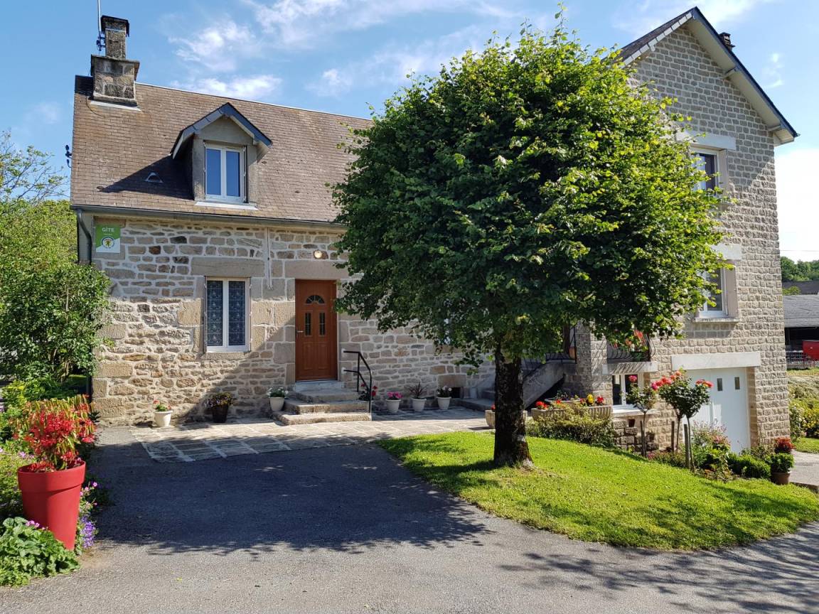 60 M² Gîte ∙ 2 Chambres ∙ 4 Personnes - Corrèze