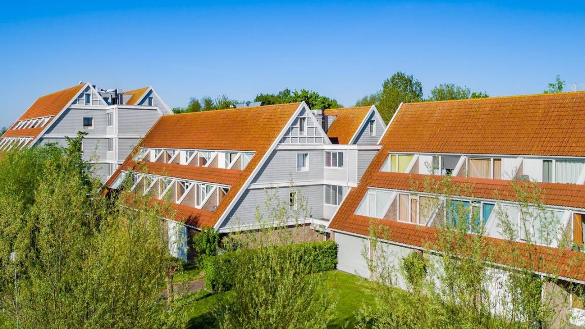 72 M² Ferienwohnung ∙ 2 Schlafzimmer ∙ 4 Gäste - Bruinisse