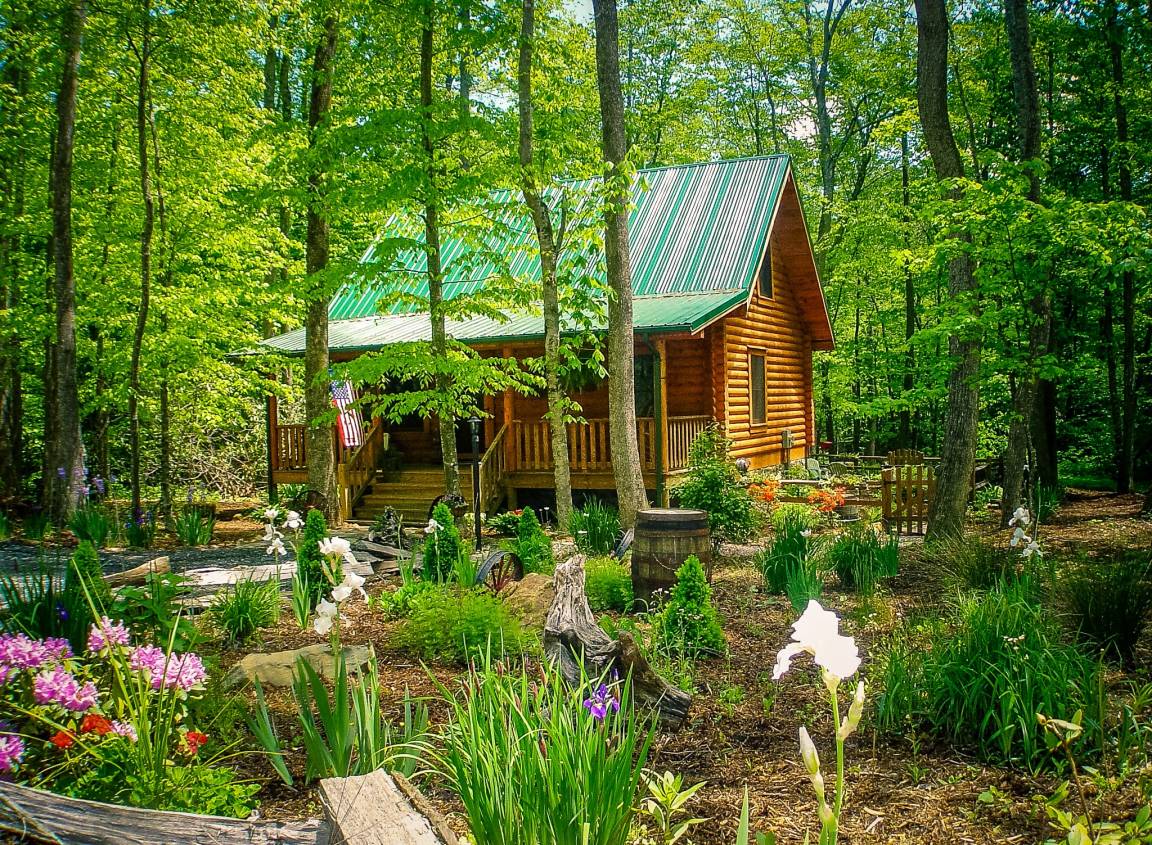 102 M² House ∙ 2 Bedrooms ∙ 6 Guests - West Jefferson, NC