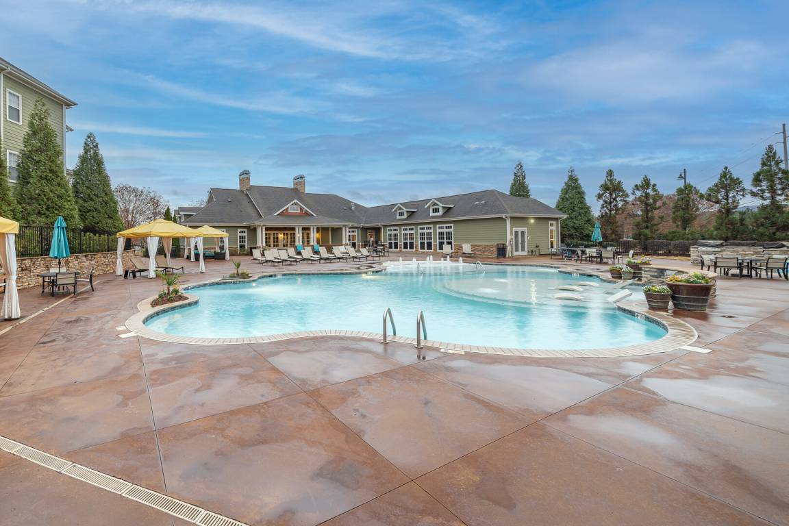 103 M² Apartment ∙ 2 Bedrooms ∙ 6 Guests - Huntsville, AL