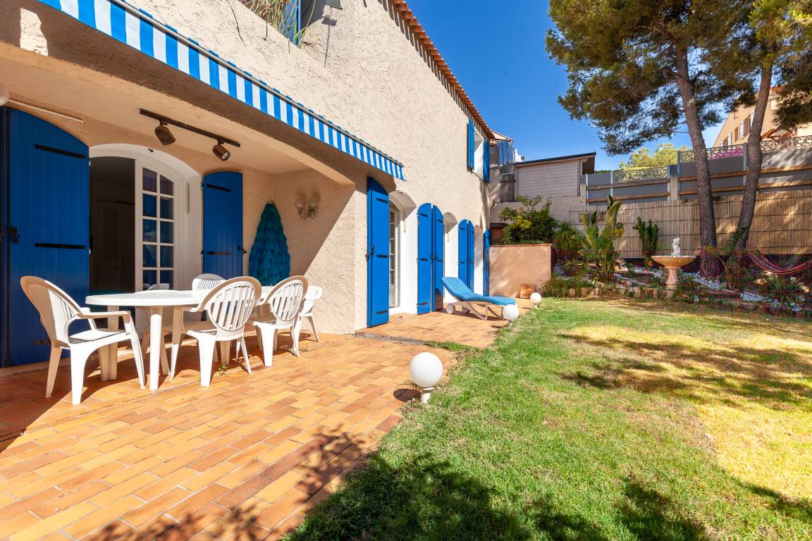 140 M² Villa ∙ 5 Chambres ∙ 10 Personnes - Bandol