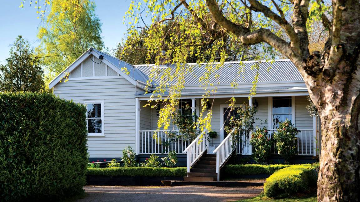 House ∙ 2 Bedrooms ∙ 4 Guests - Daylesford