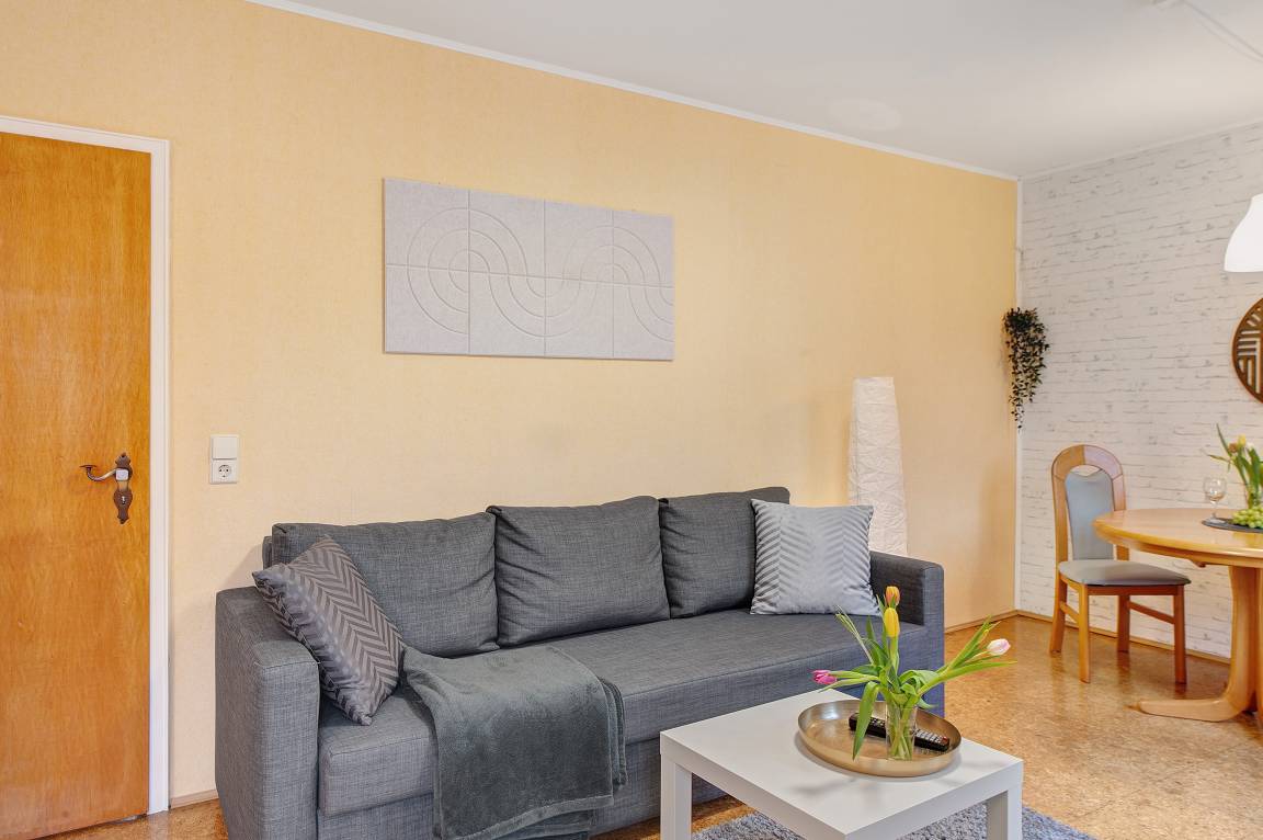 65 M² Ferienwohnung ∙ 1 Schlafzimmer ∙ 4 Gäste - Schliengen