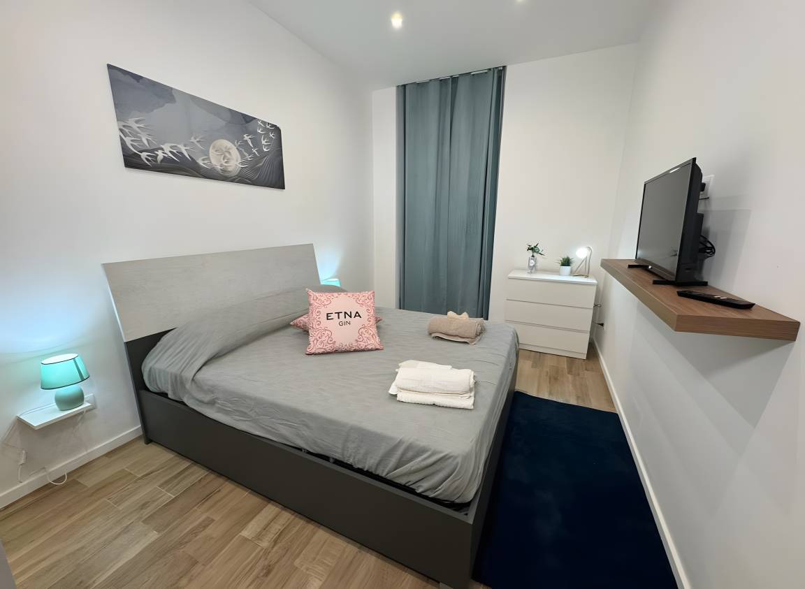 110 M² Apartment ∙ 2 Bedrooms ∙ 4 Guests - Giarre