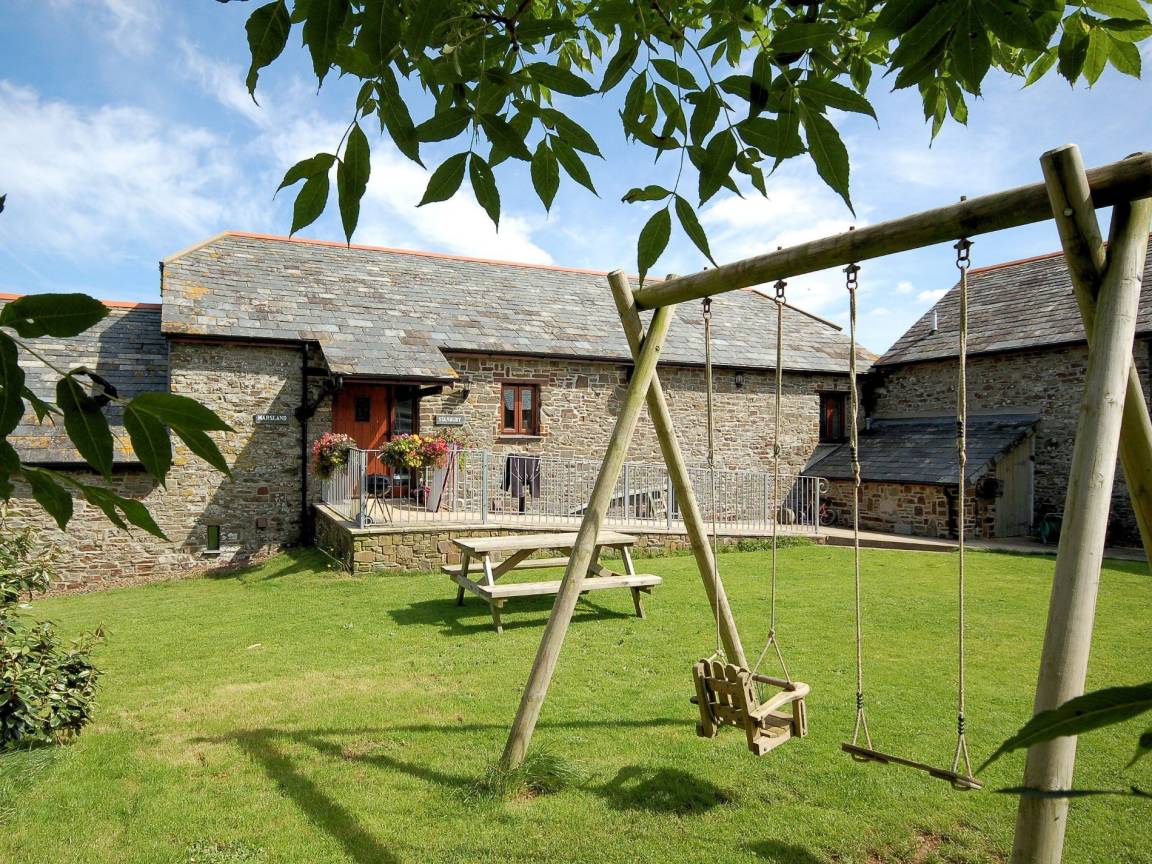 Cottage ∙ 4 Bedrooms ∙ 8 Guests - Bude