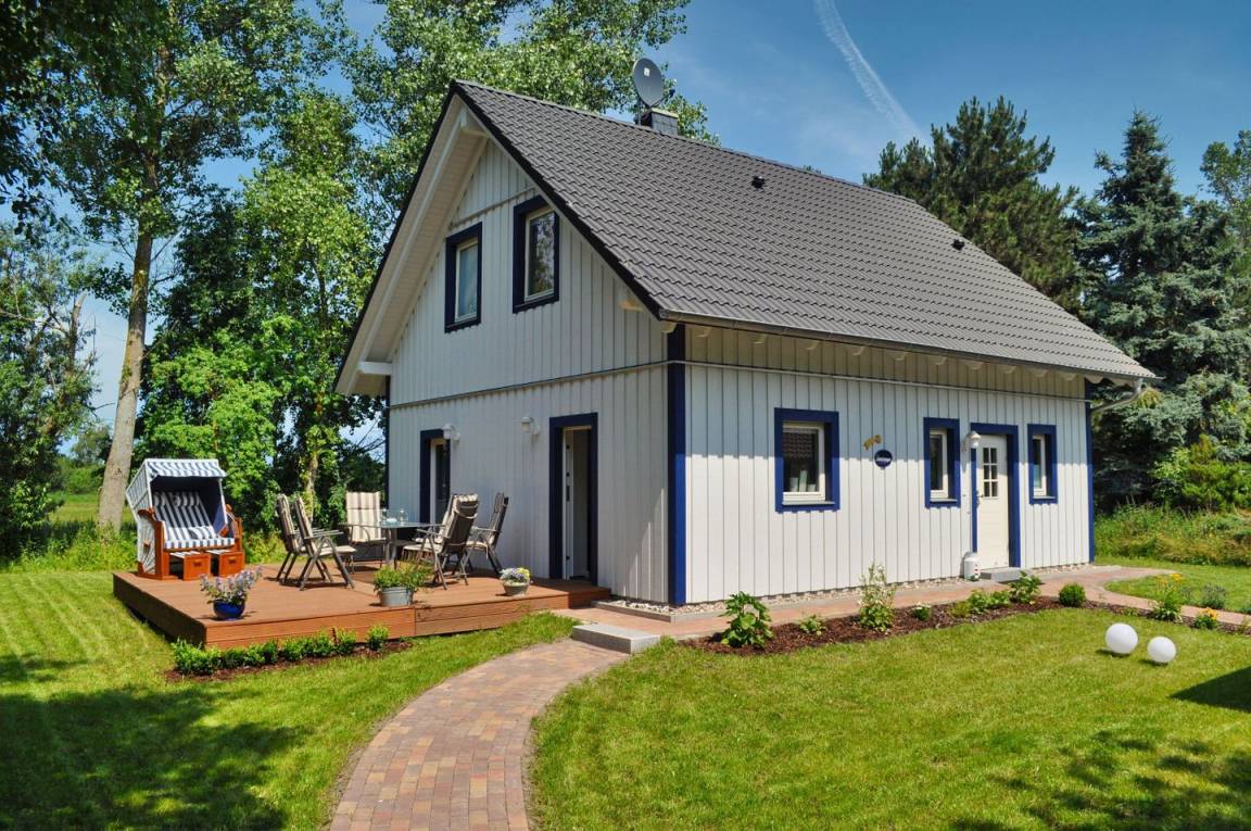 100 M² Ferienhaus ∙ 3 Schlafzimmer ∙ 6 Gäste - Schaprode