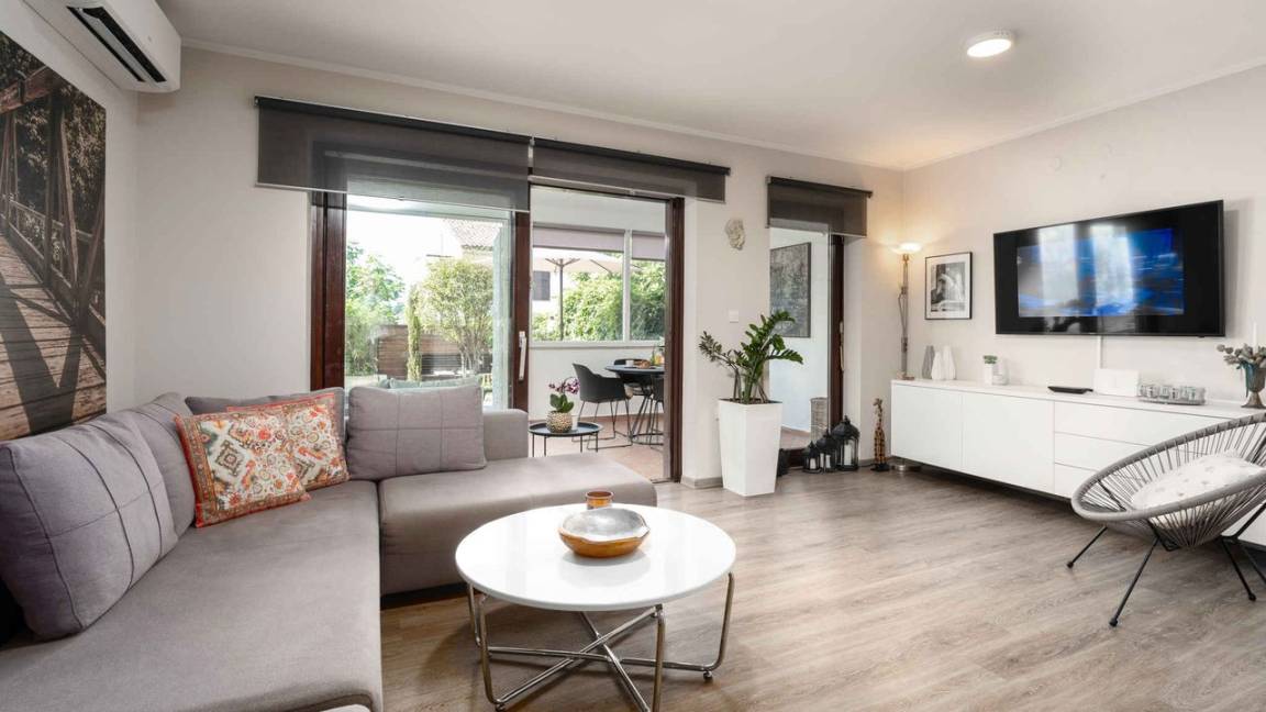 125 M² Casa ∙ 2 Habitaciones ∙ 4 Huéspedes - Poreč