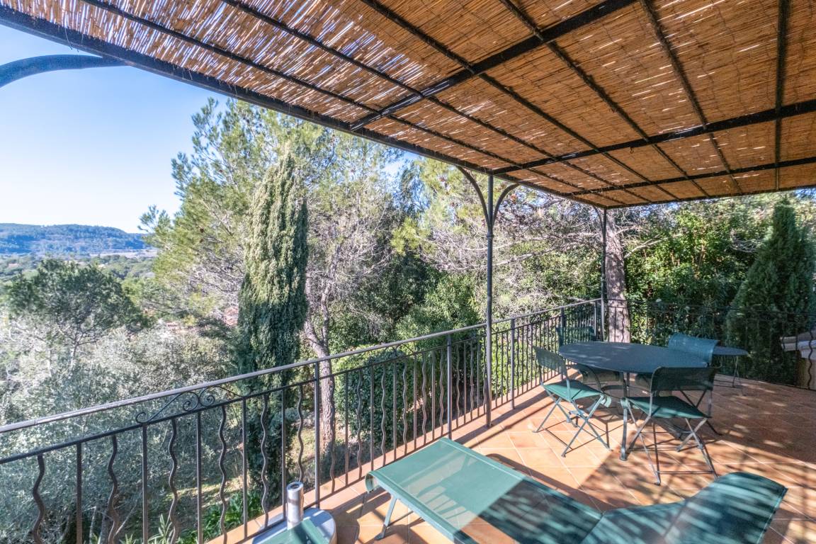 90 M² Ferienhaus ∙ 2 Schlafzimmer ∙ 4 Gäste - La Motte