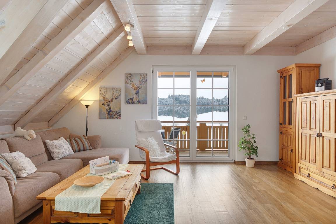 95 M² Ferienwohnung ∙ 2 Schlafzimmer ∙ 5 Gäste - Simonswald