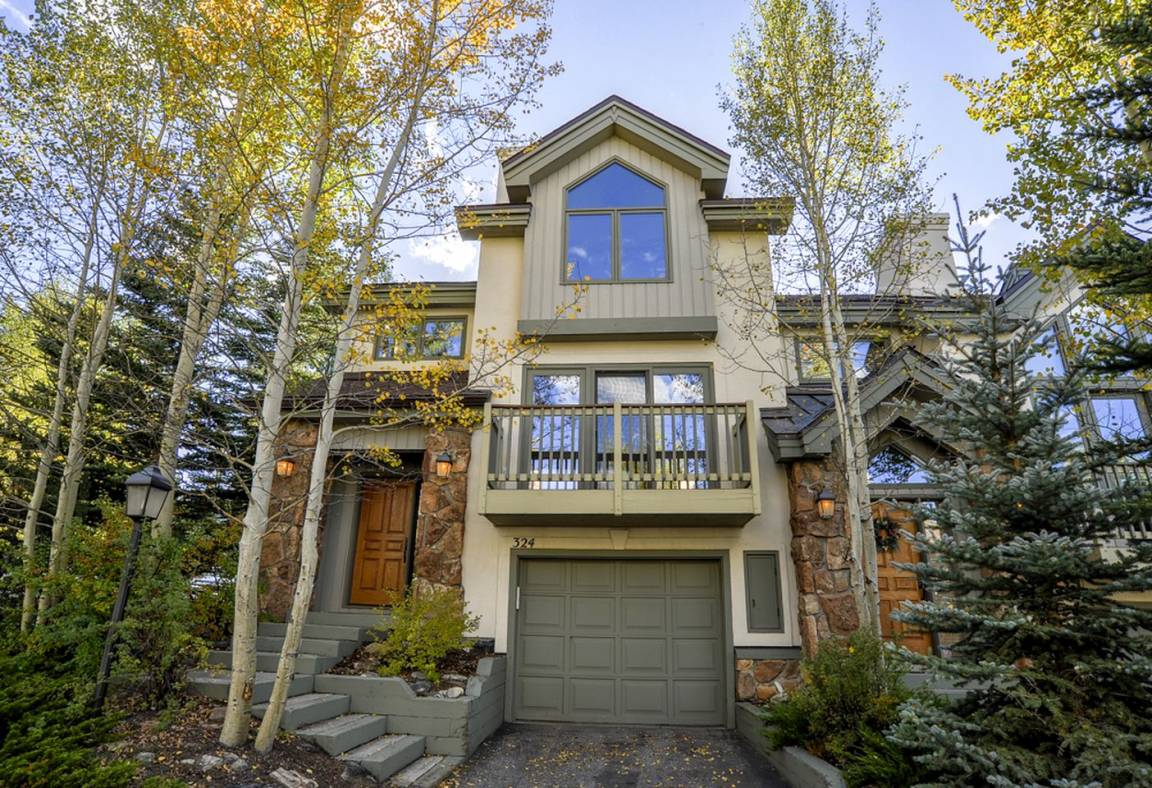 House ∙ 1 Bedroom ∙ 8 Guests - Breckenridge, CO