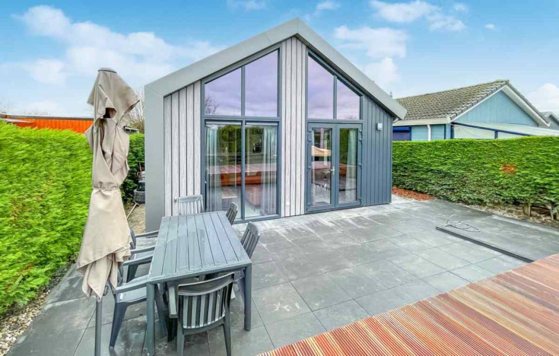 70 M² Ferienhaus ∙ 3 Schlafzimmer ∙ 6 Gäste - Hoorn